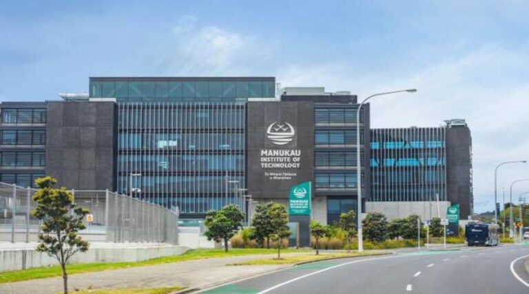 Manukau Institute of Technology - Schooling Visa